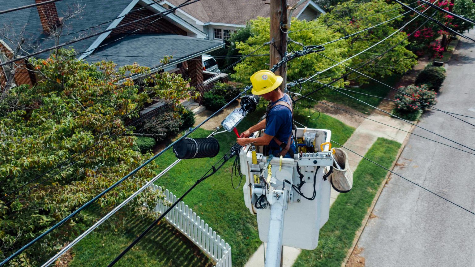Mission 300: How Africa Plans to Electrify 300 Million People by 2030 ...